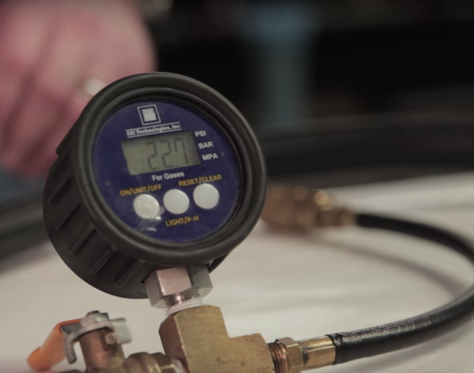 Product Testing: Pressure Decay - Seal Master Corp.